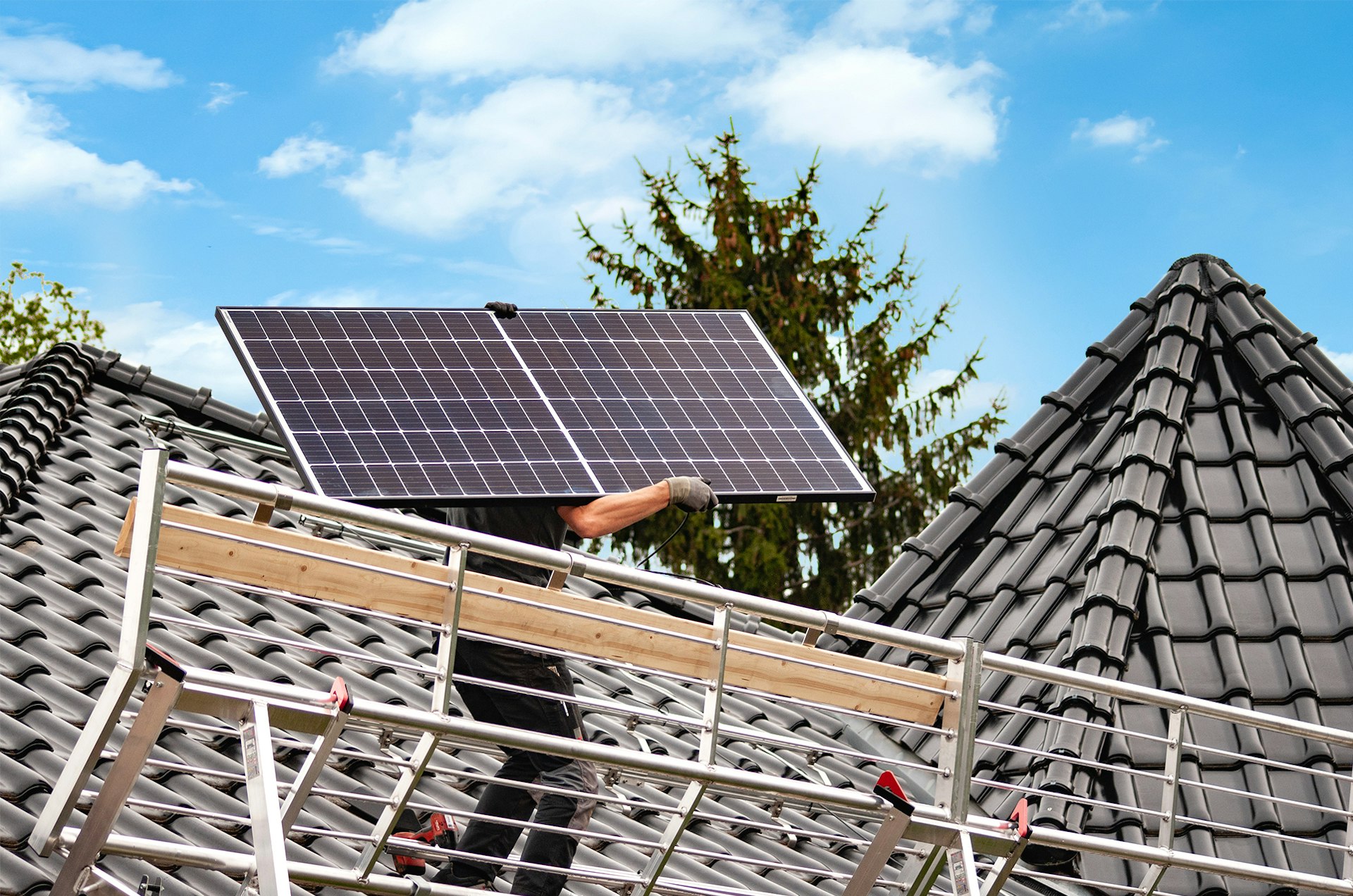 Enpal, 1Komma5, Zolar: Germany’s solar giants adapt to harsh market ...